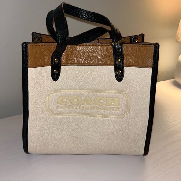 Coach | Bags | Coach Field Tote 22 In Colorblock Leather Tote Bag Black ...